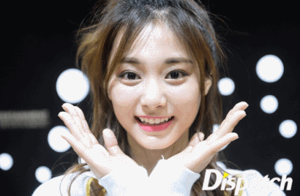 Tzuyu's double wink : twice