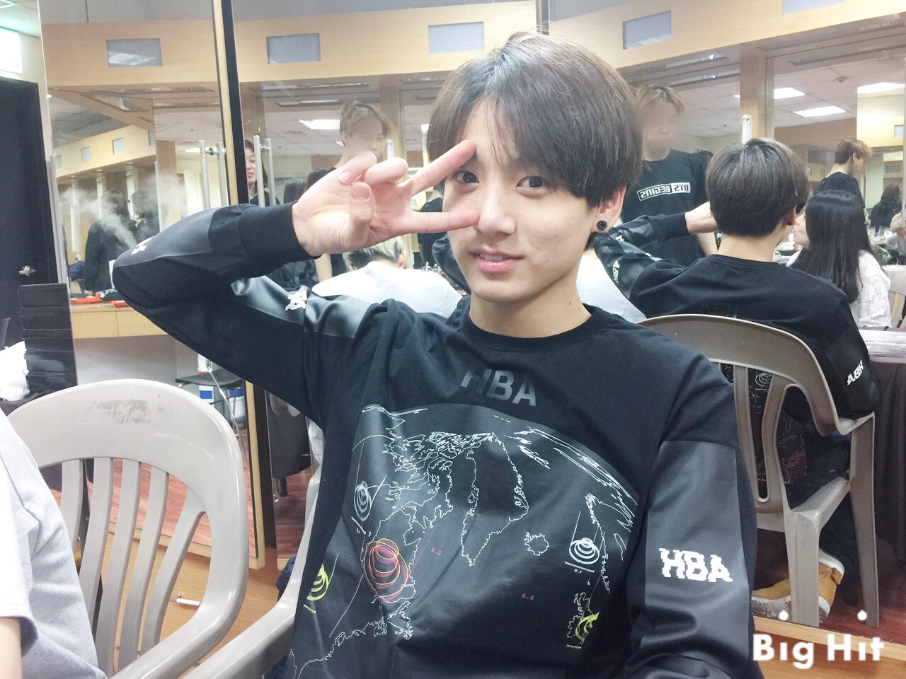 [Picture/Starcast] Exclusive BTS Concert Waiting Room [150328 ...